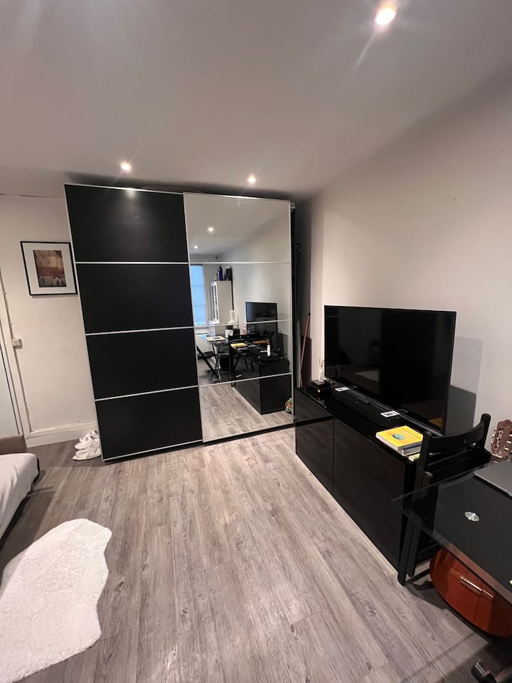 Joli Studio – Paris 9e, Opéra/centre - Paris 2e Arrondissement