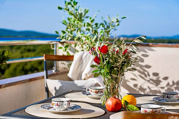 Divine View L Jacuzzi L King-size L Ac L Sauna - Šibenik