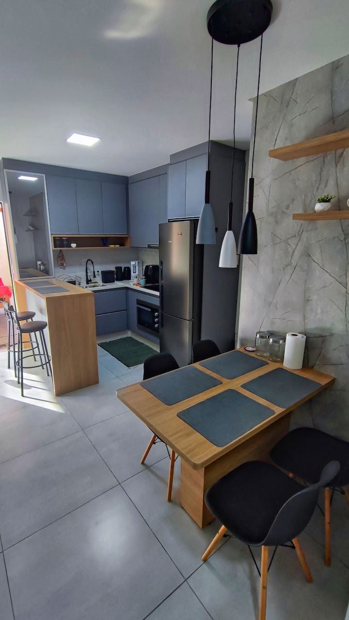 Casa Geminada Aconchegante Próximo A Via Verde - Joinville