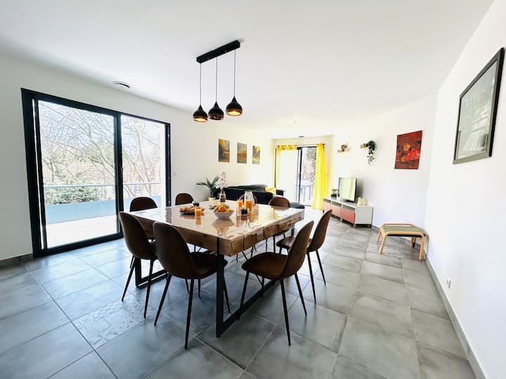 La Dolce Vita-terrasse-parking - Nîmes