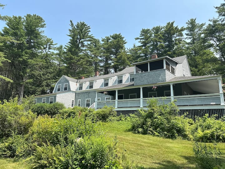 The Monadnock Manse - New Hampshire (State)