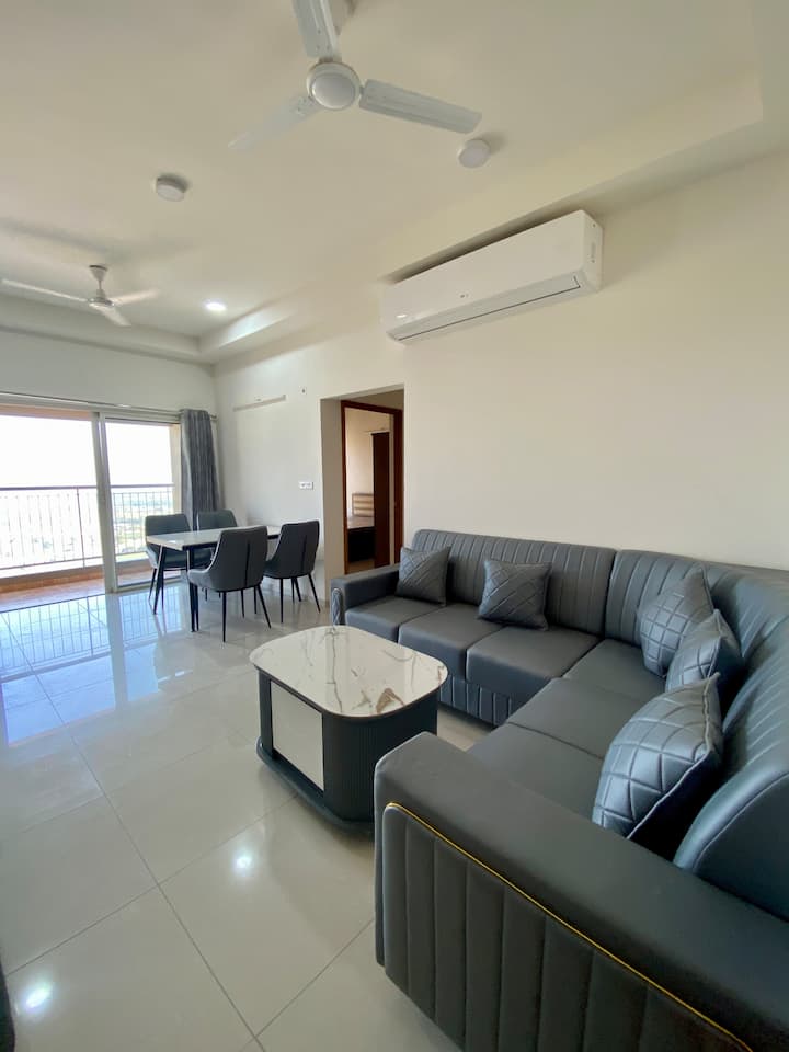 Cloud Reign 33 | Entire 2bhk @Gift City - Gandhinagar