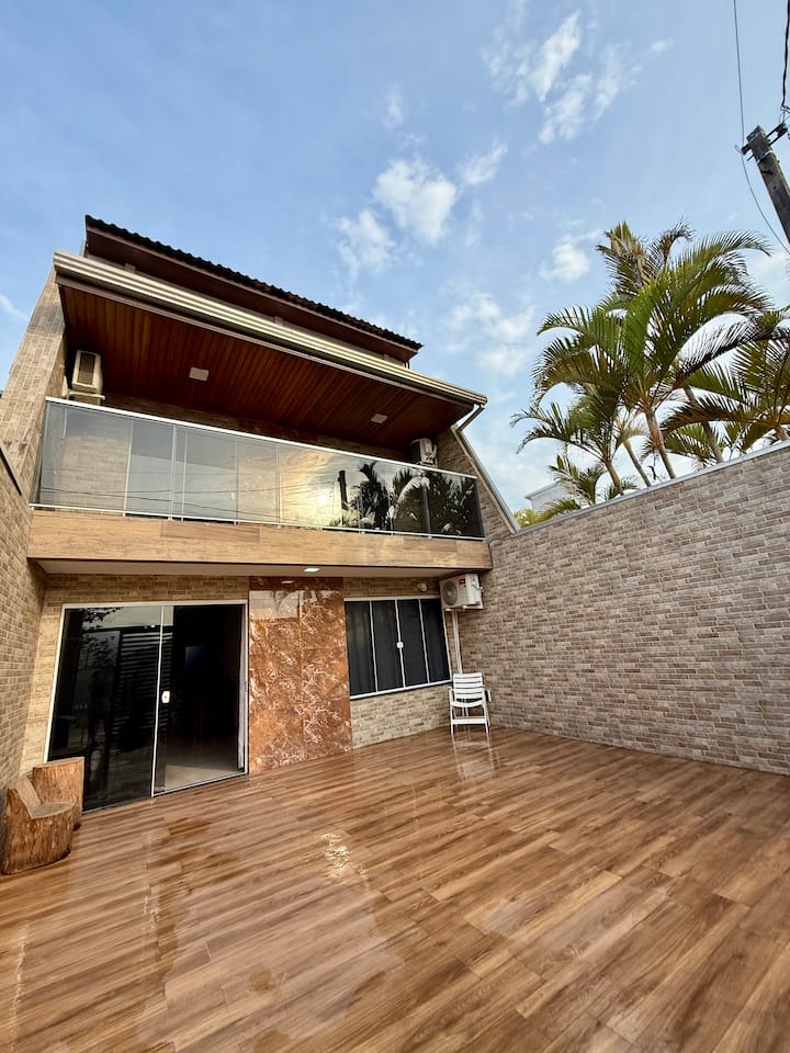 Casa De Praia Stark, Quadra Do Mar, P/ 15 Pessoas - Matinhos