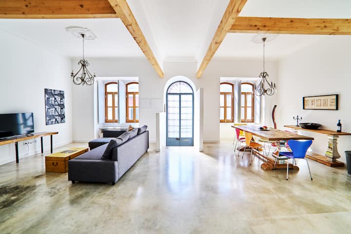 Luxury Living Achter Traditionele Portugese Gevel - Faro