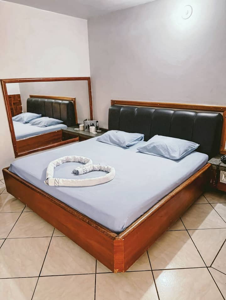 Suíte Motel Simples Com Ar E Wi-fi 03 - Goiânia