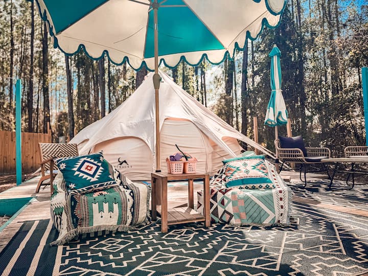 Pasture Bedtime Yurt - Middleburg, FL