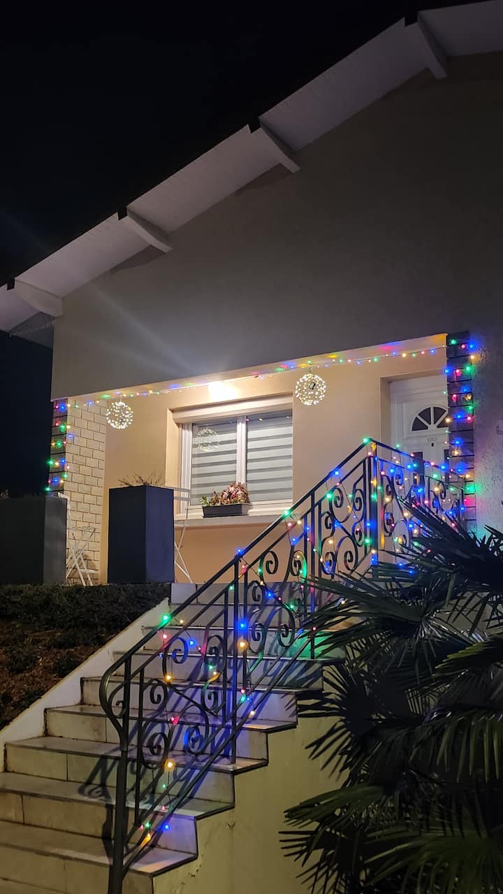 Maison Poligny (à Partir Juillet 2026) - Grozon