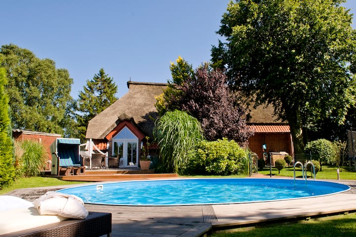 Fewo Victorbur – 5* Wellness Mit Beheiztem Pool - Marienhafe