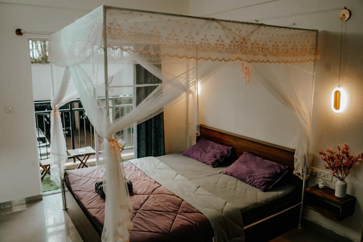 Bangalore|cozy Corner|private Room In 3bhk|e-city - Bengaluru