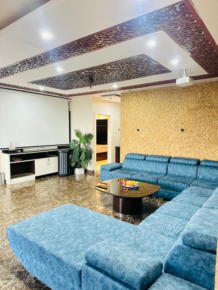 3br Flat Sea View Stay With Pool & Projector - 維薩喀巴坦