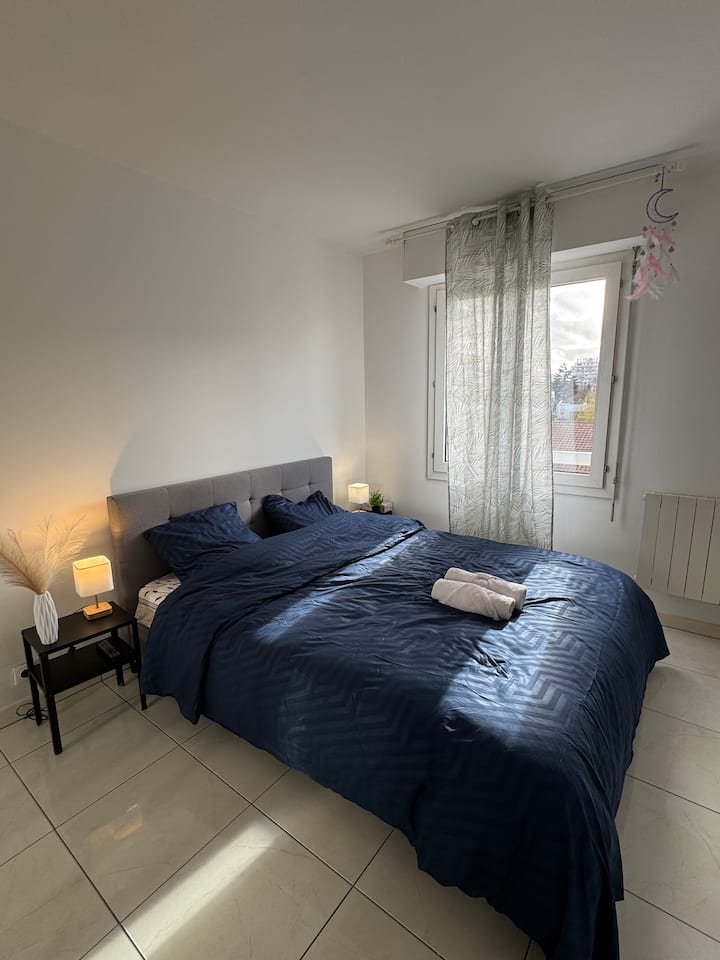 Sunny & Cozy Room, 4 Min From Rer B-central Paris - Antony