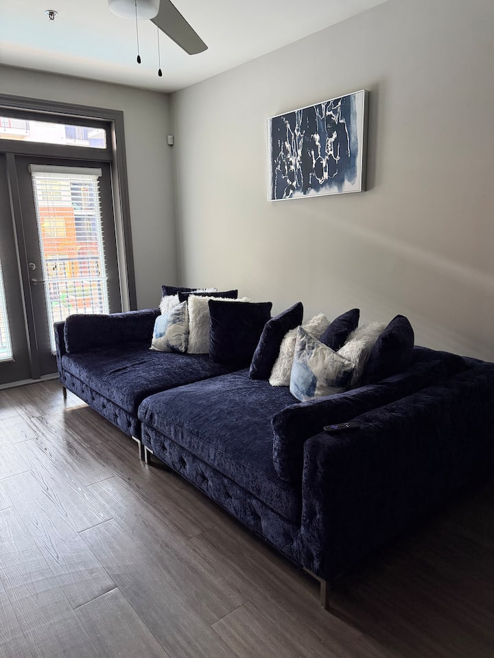 Elevated But Simple - Truist Park - Atlanta