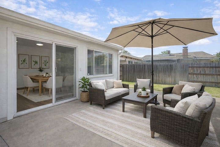 3-bedroom Home. Near Schools, Hospitals And Hi Way - Manteca, CA