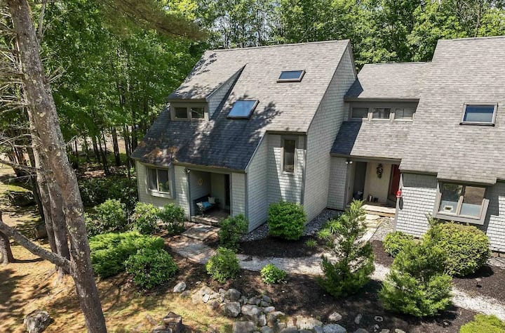 Lake House + Mountain Views | Near Skiing - Bridgton, ME