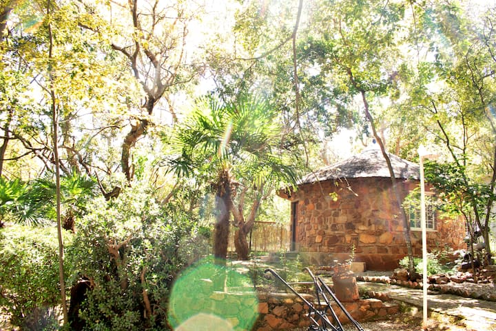 The Rondavel - Magaliesburg