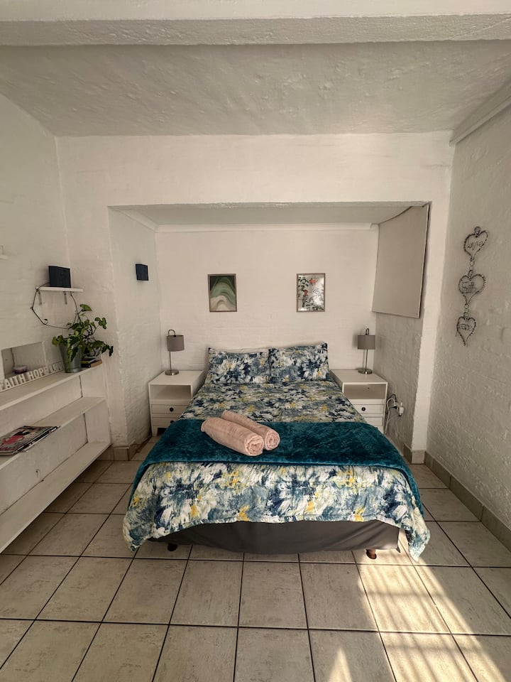 Corner Cottage - Pinetown