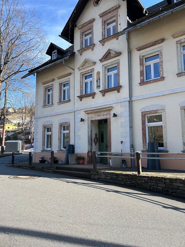 Kleine Neu Eingerichtete Ferienwohnung Im Bergdorf - Weißwasser