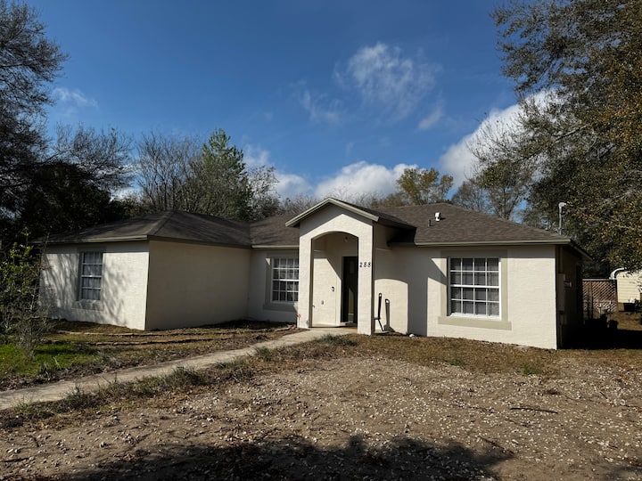 Ruby Retreat - DeLand, FL