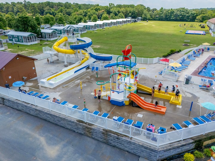 New Premier Cabins @ Jellystone Delaware Beaches! - Delaware