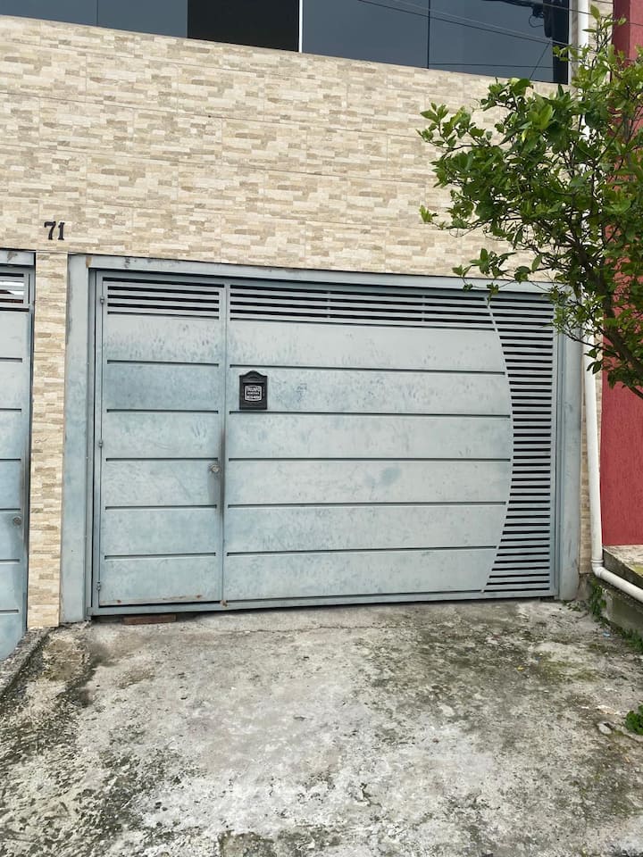 Casa Aconchegante. - Embu das Artes