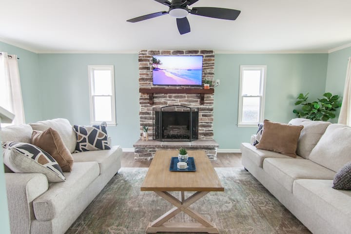 Pool + Hot Tub Oasis | Coastal Vibes Near Au - Broadway Lake, SC