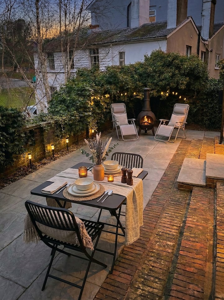 Luxe Retreat,
Firepit | Dogs | Desk - Tonbridge