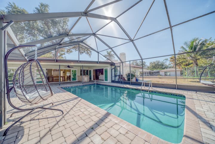 Villa En-haccore & Walfare Next To Elrio Golf Club - Fort Myers