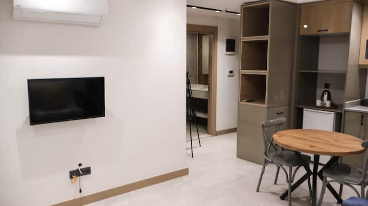 Modern Ve Konforlu Havuzlu Premium Daire - 西代