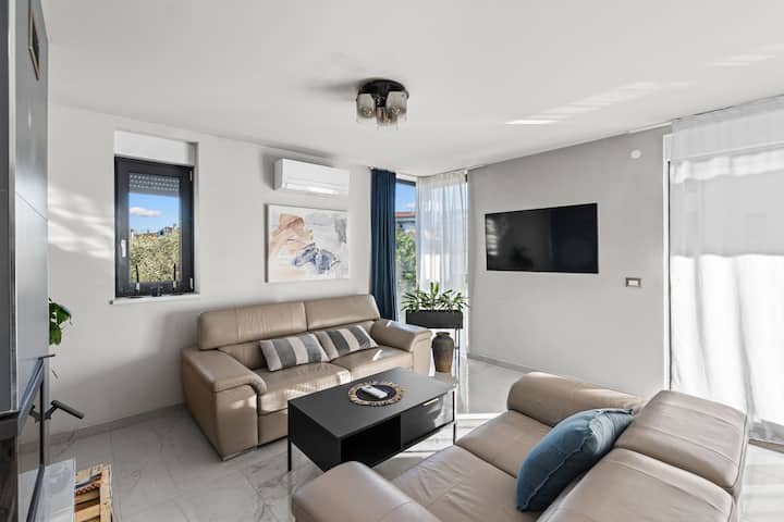 Val 22, New Villa  With Pool 200 M From Beach - Rovinj