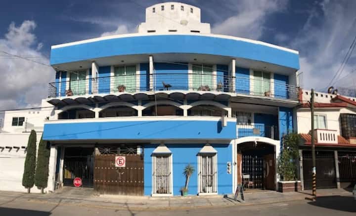 Habitaciones Servs Completos Y Excelente Ubicación - Puebla