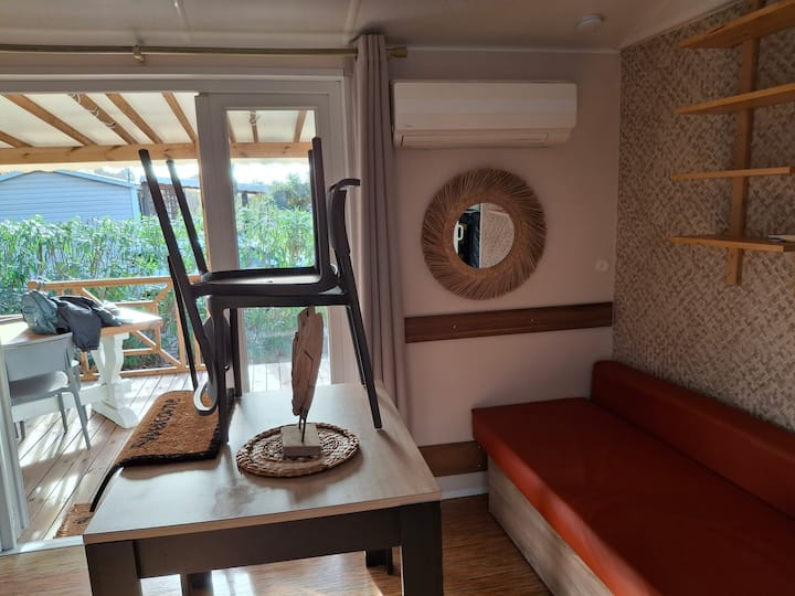 Apparemment 6 Personnes - Argelès-sur-Mer