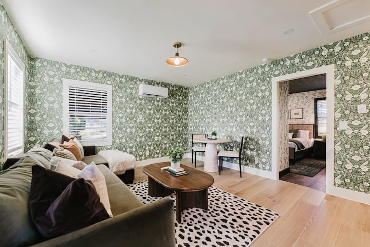 The Annie | Pool Access & Hill Country Views - Spicewood, TX