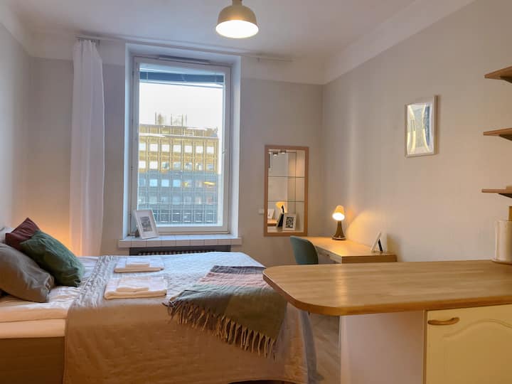 Nextdoor Host | Penthouse Studio W/ Workstation - Helsinki