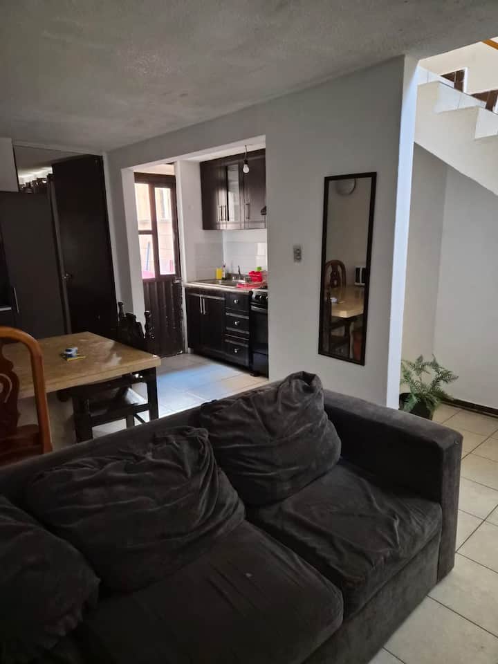 32 Personas, Amplias Casas, Todos Los Servicios - Puebla