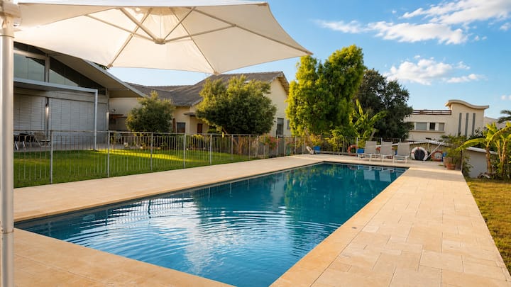 "The Beach House" | Pool, Garden & Near The Sea - Israël