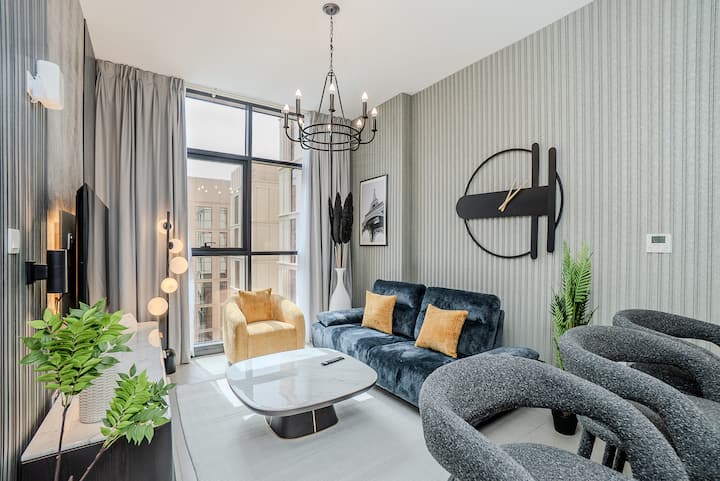 Luxury 1br With Parking And Pool - Sharjah