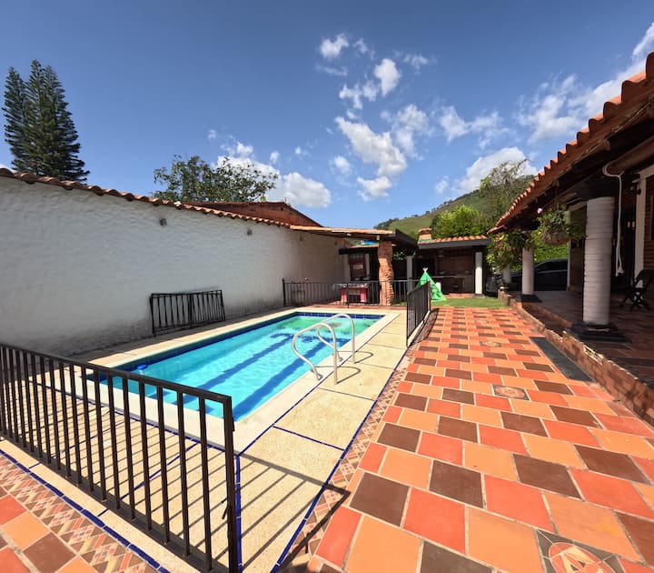 Hermosa Cabaña Campestre - Chinácota