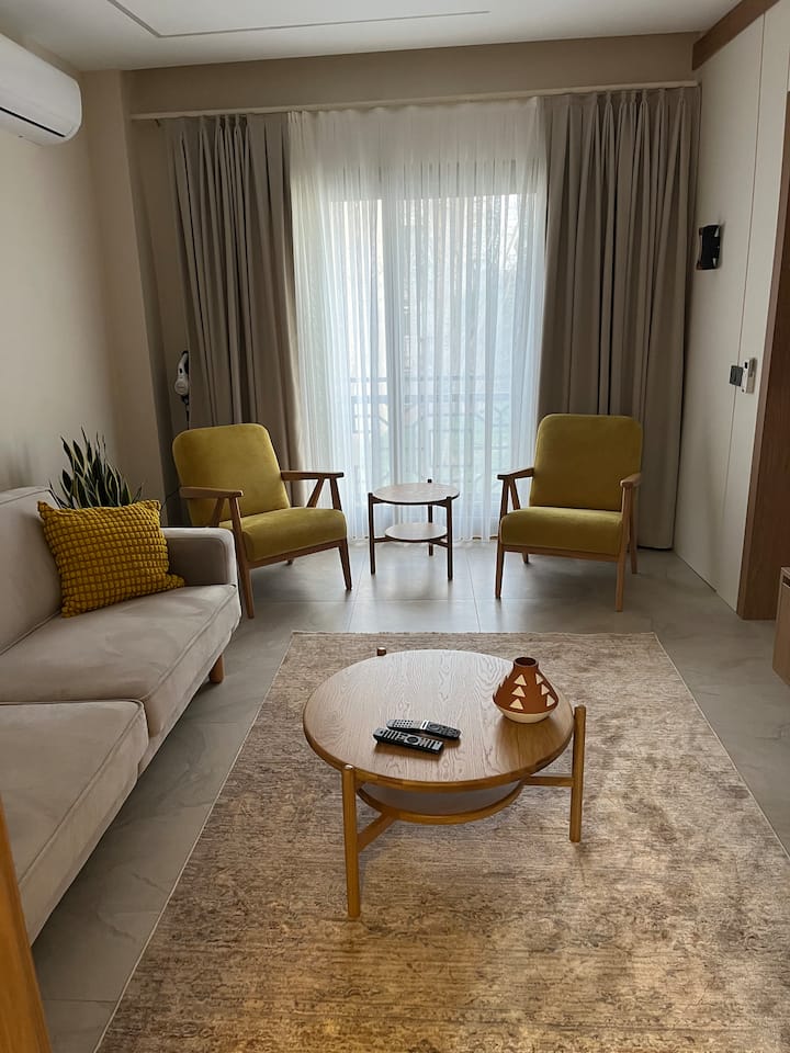 Göztepede Yeni Daire. - Alsancak