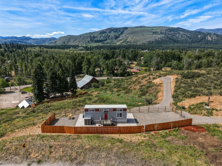 Romantic Hideway And Solo Sanctuary - Twisp, WA