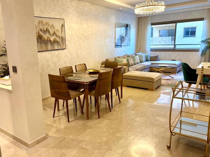 Comfy 3 Bedroom Apartment | Free Parking & Wifi - Bouskoura