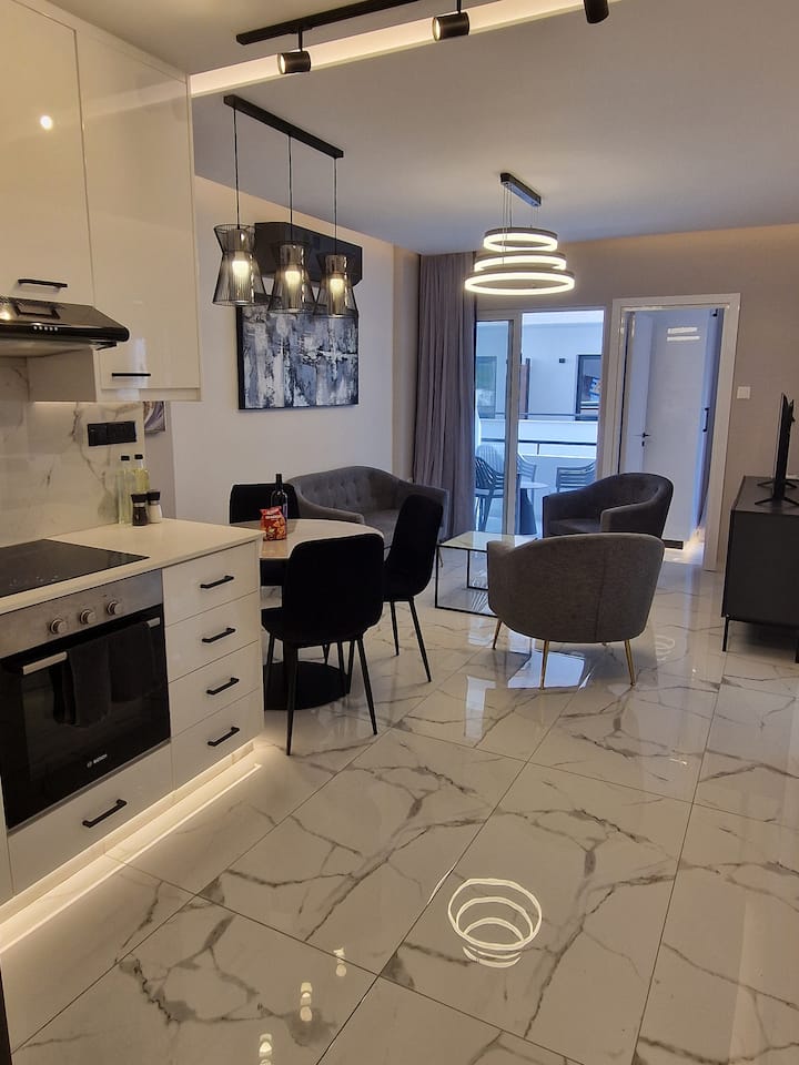 2 Bedroom Apartment In The Heart Of Larnaca! - Larnaca