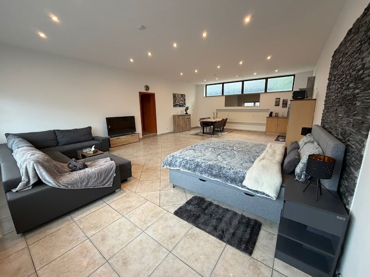 Moderne Wohnung Mit Alles Was Man Braucht In Bonn - Bonn