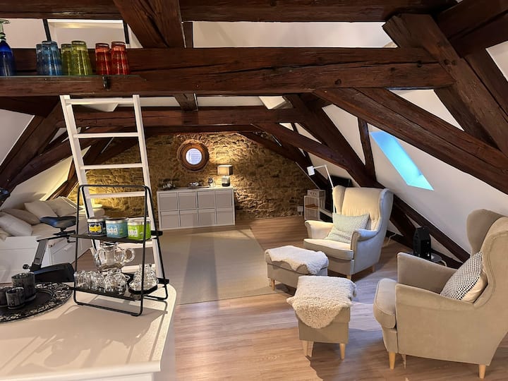 Dachspitzappartment In Historischem Ambiente - Bad Homburg