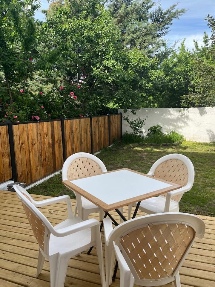 Duplex Centro Con Estacionamiento Y Parque Propio. - San Martin de los Andes