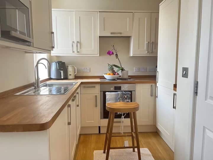 1 Bedroom Flat Next To Tube Station - Fulham