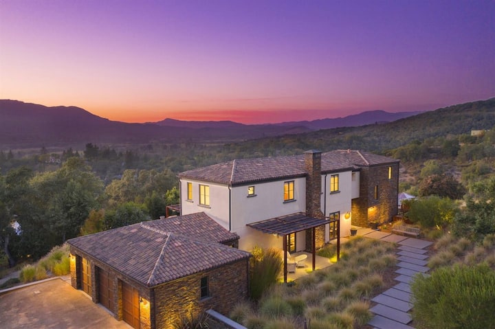 Luxury Modern Home W/ Infinity Pool - 3400 Sq Ft - Hamel Family Wines, Sonoma