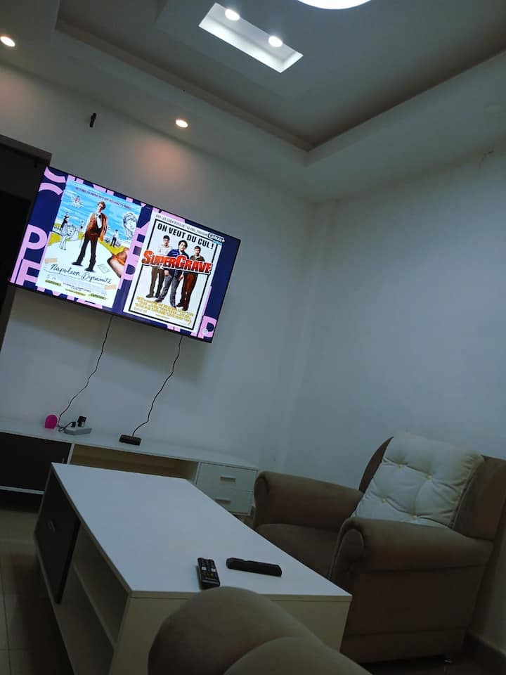 Appartement Meublé - 1 Chambre Salon Climatisé - 코나크리