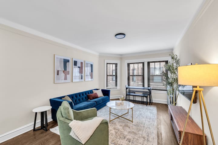 Beautifully Remodeled 2b In Historic Hyde Park - Avalon Park - Chicago