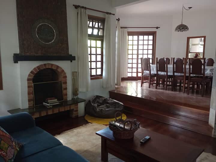 Casa Do Lago Vitória Régia - Holambra