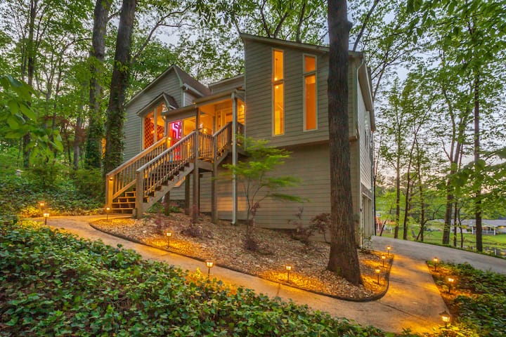 Roswell Quiet Luxury Getaway - Roswell, GA